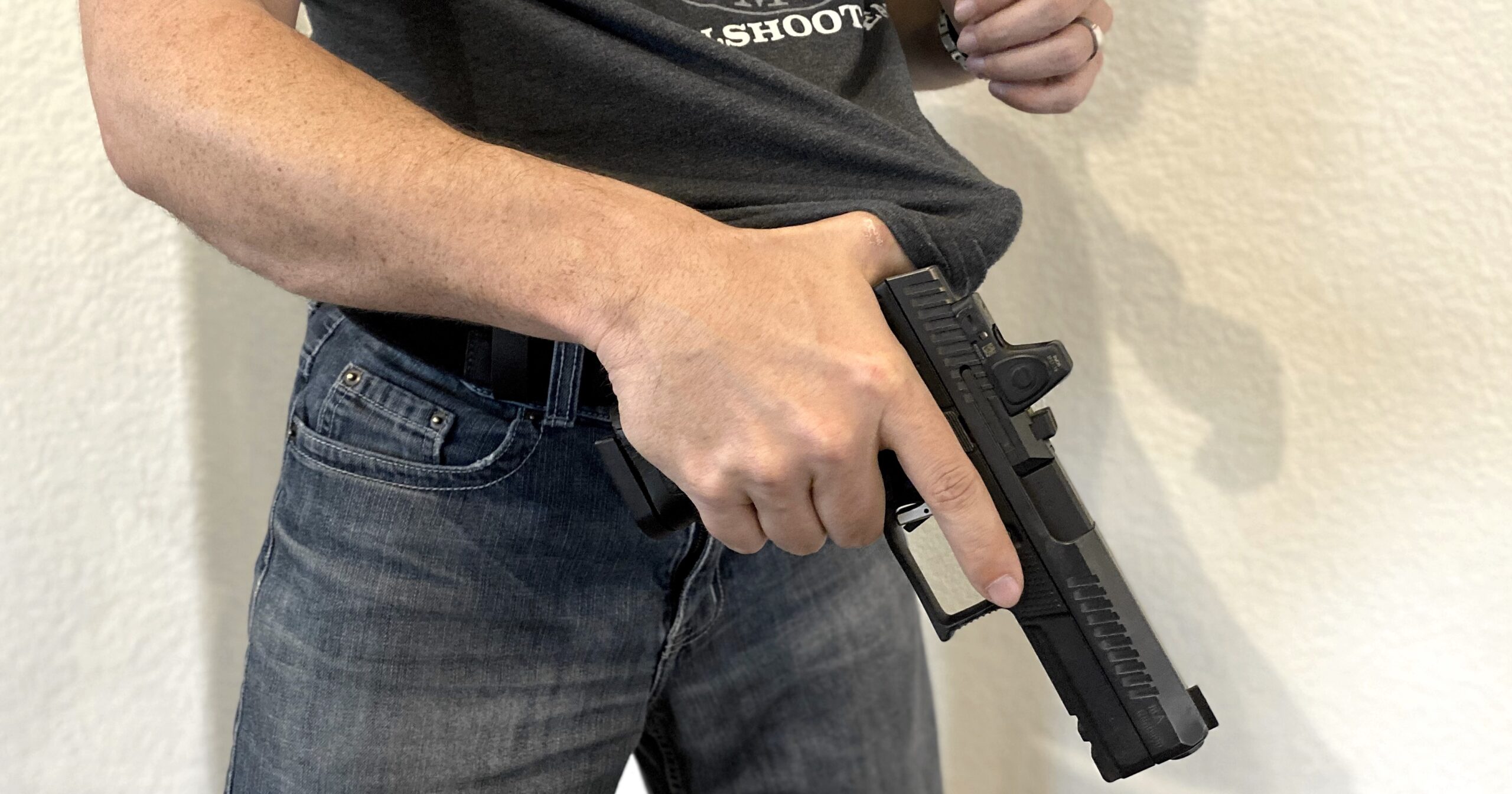 CCW Claw Draw to Avoid Catching on Cover Garments | Locked Back Training
